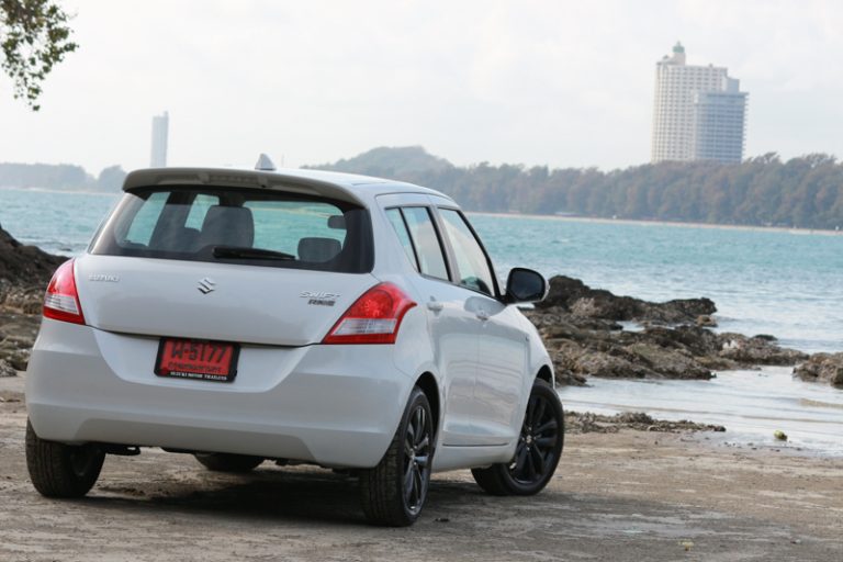 Suzuki Swift RX-ii Review ออพชั่นมาเหนือเมฆ