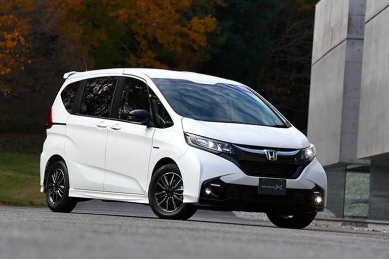 Honda Freed Modulo X โคตรหล่อที่ไม่มาไทย | Ridebuster.com