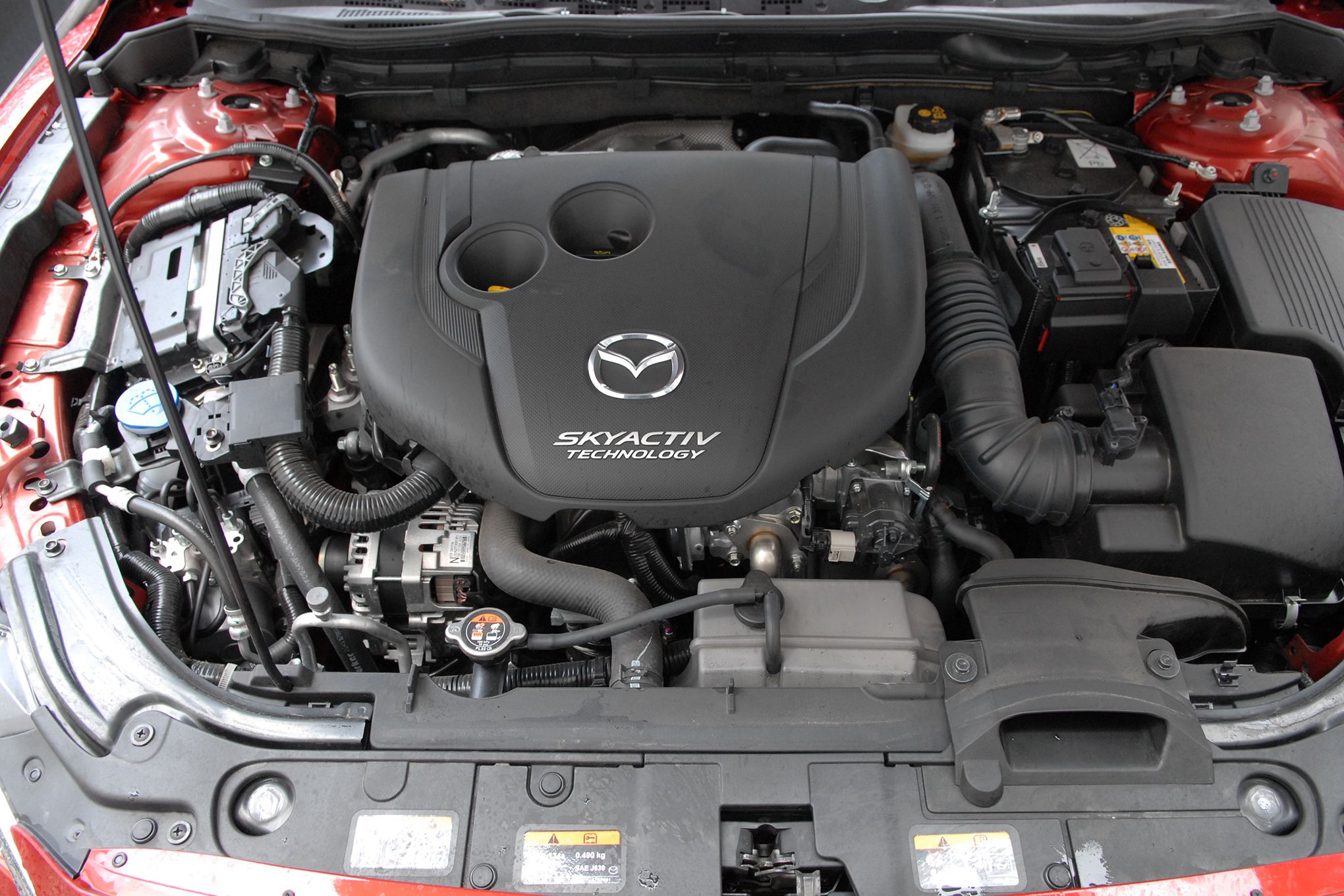 Mazda Skyactiv Z 4 สูบบล็อกใหม่ มาสด้า พร้อมขาย 2027 | Ridebuster.com