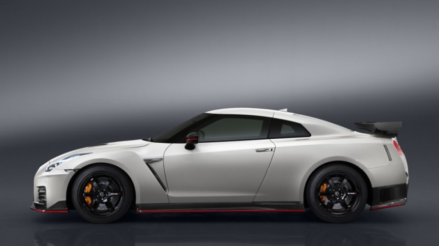Nissan GT-R รหัสลับวายร้ายพบกันมอเตอร์โชว์ | Ridebuster.com