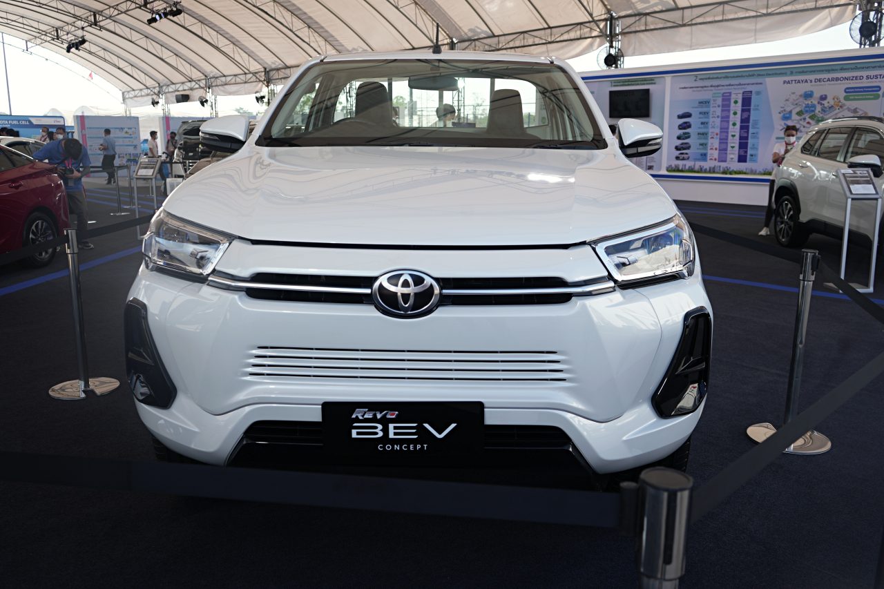 Toyota Revo BEV concept ว่าที่กระบะไฟฟ้า ที่ไทย อาจได้ สัมผัส ...