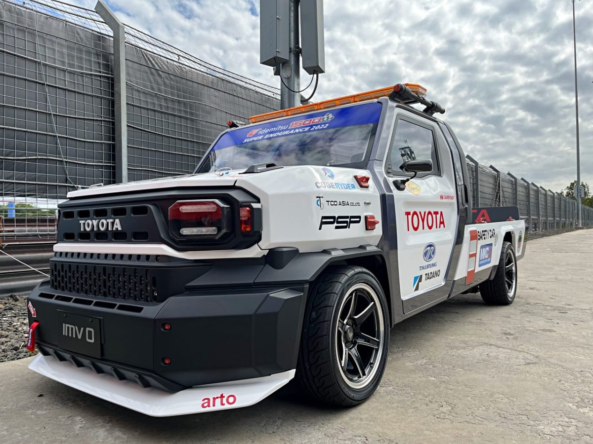 Toyota IMV0 ชมว่าที่คันจริง .. น่าใช้ ขนาดไหน | Ridebuster.com