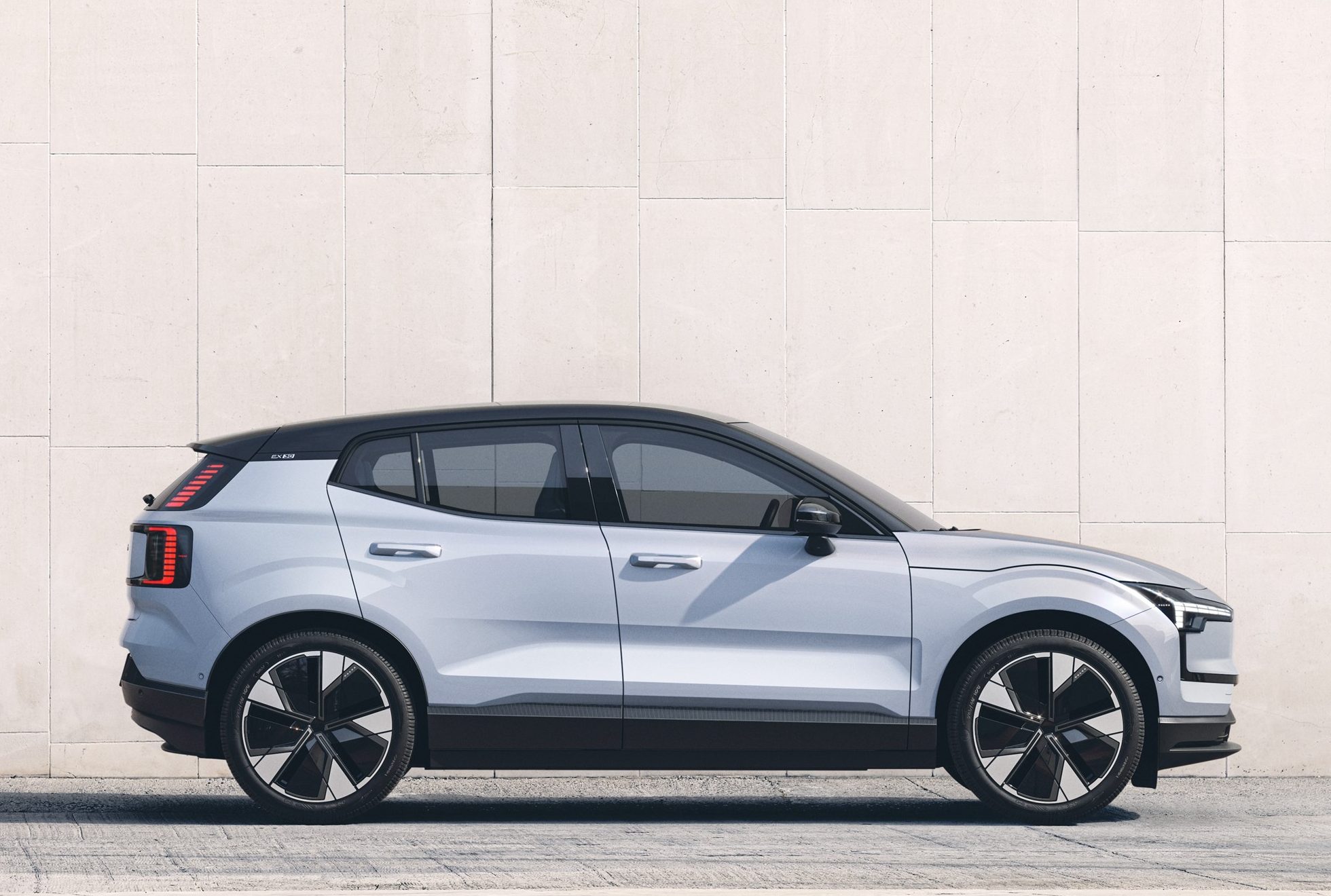 Volvo EX30 แกะ สเป้คไทย อาจมีแค่มอเตอร์คู่ | Ridebuster.com