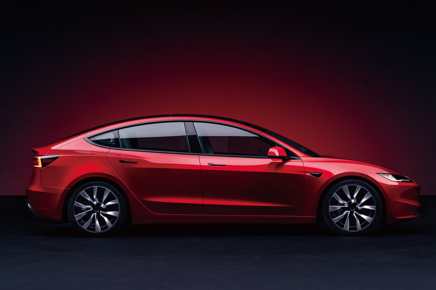 New Tesla Model 3 ตัวแรงเตรียมขายปีหน้า พร้อมยืนชื่อเดิม "Performance ...