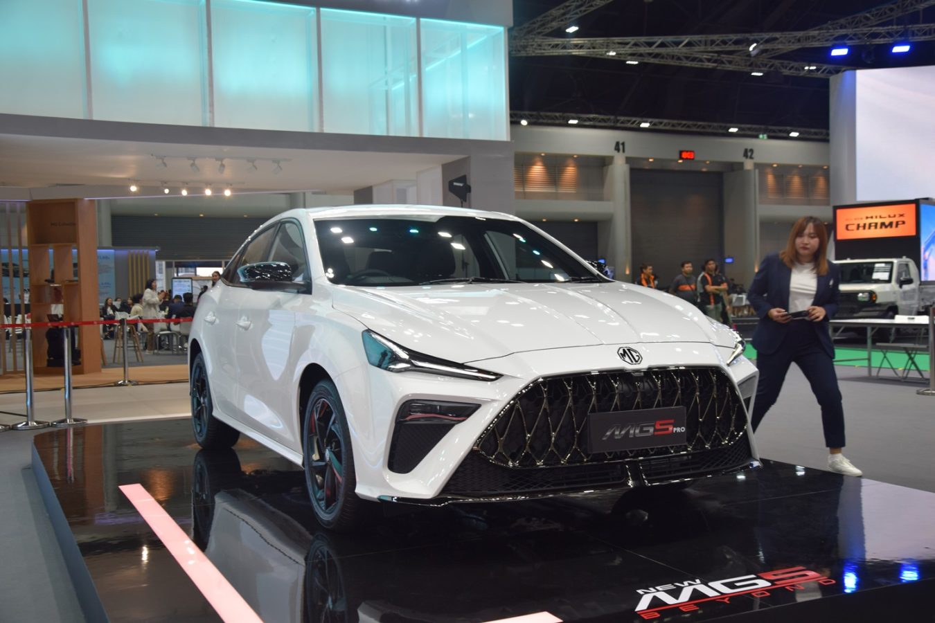 MG 5 PRO ปรับโฉมเสริมมาดเข้มเริ่ม 629,900 บาท