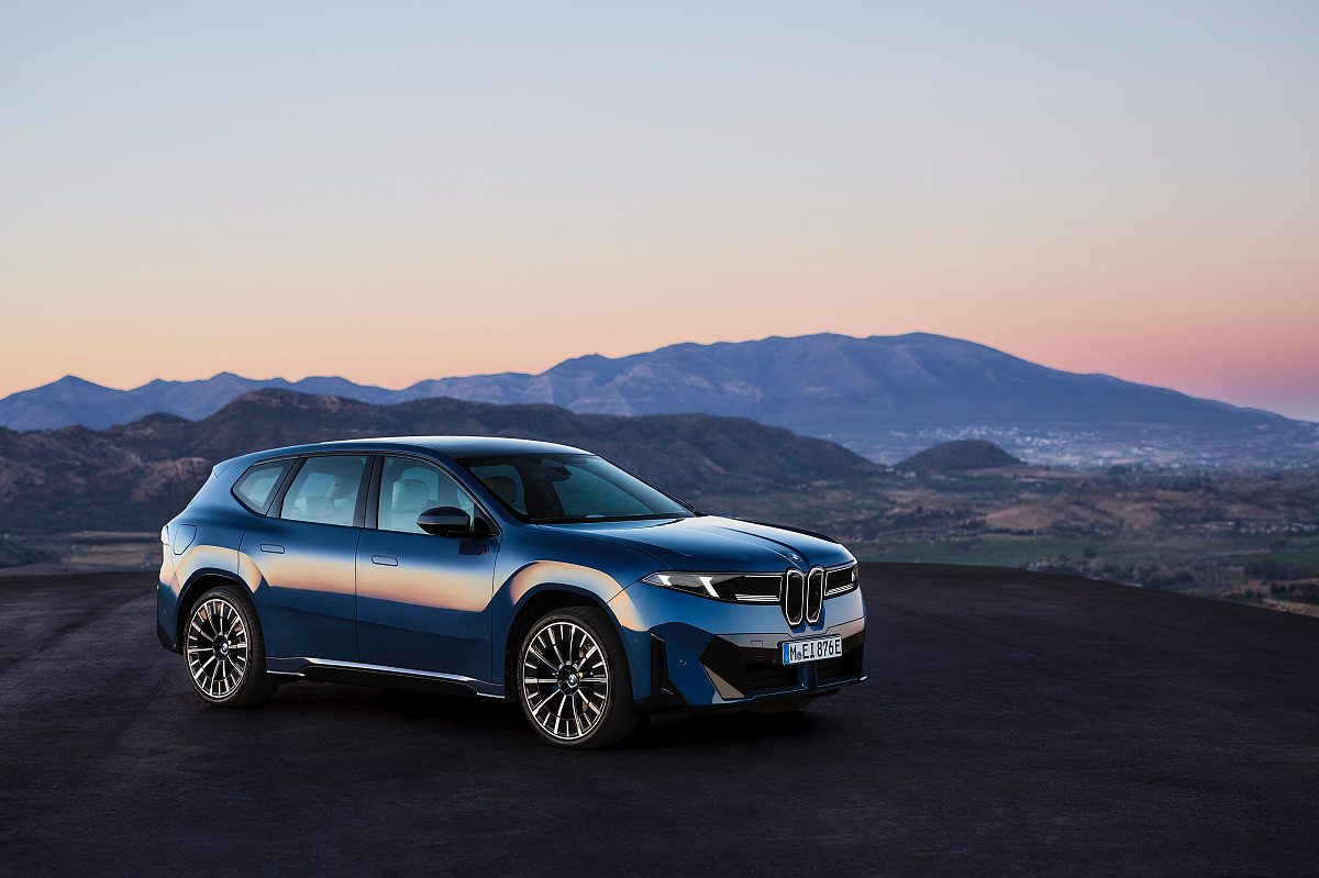 BMW IX 3 2025 เปลี่ยนลคอัพหน้าสู่ยุคใหม่ | Ridebuster.com